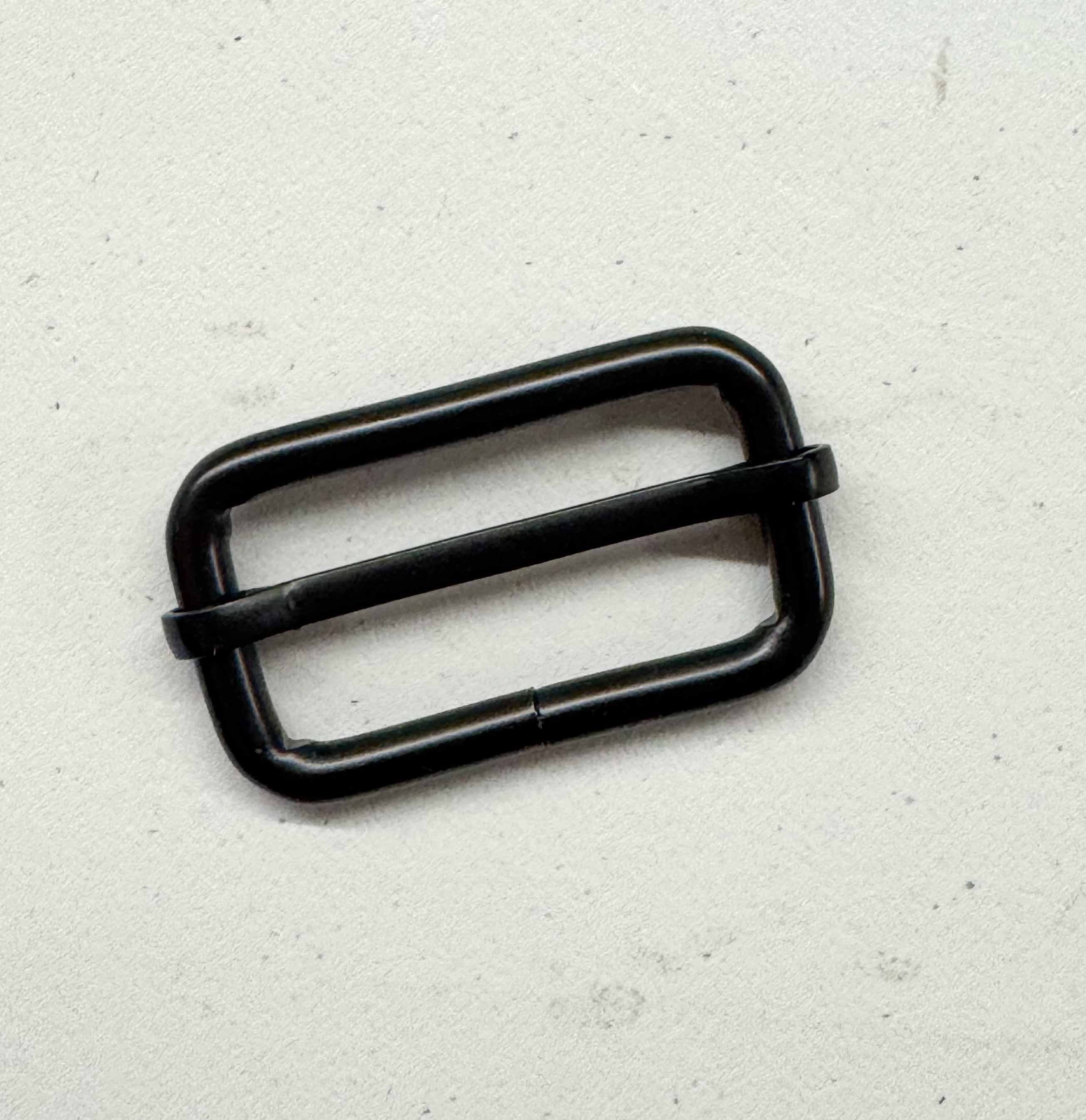 Adjustable slider 1.5” (38mm) matte black – My Fabric Dresser